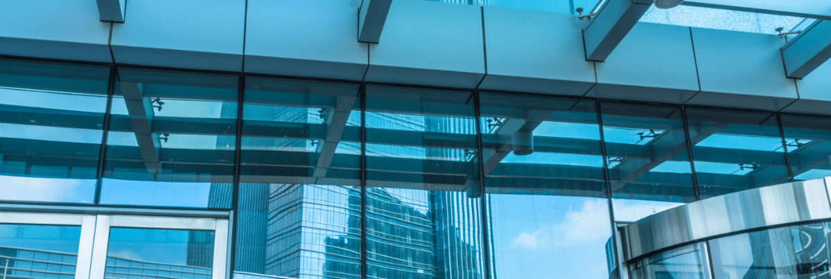 Unbreakable Vertical Glazing | LEXAN™ Sheets | POLYVANTIS